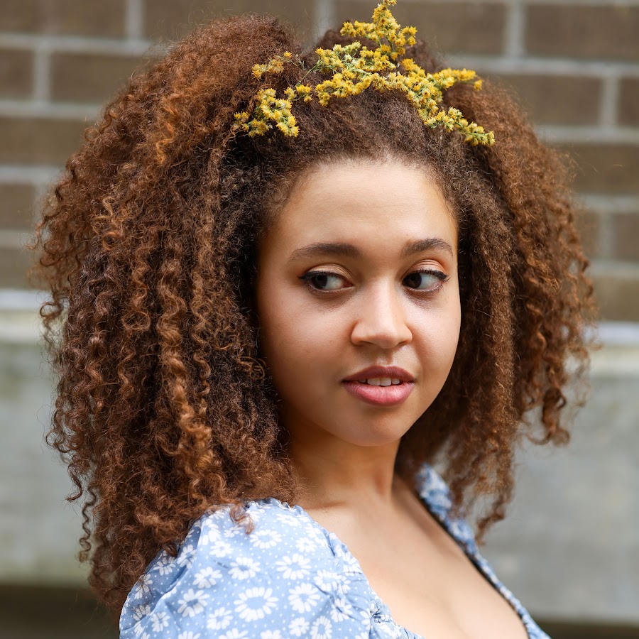 Amber Moore - YouTube