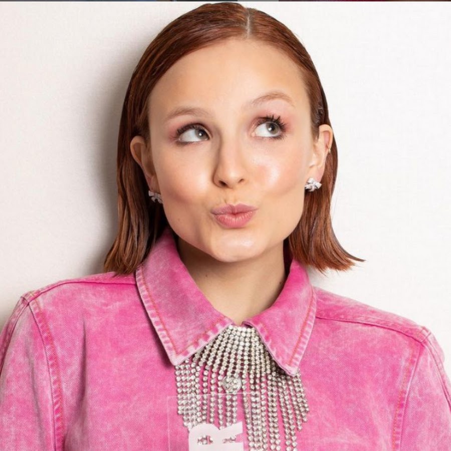Larissa Manoela Oficial - YouTube