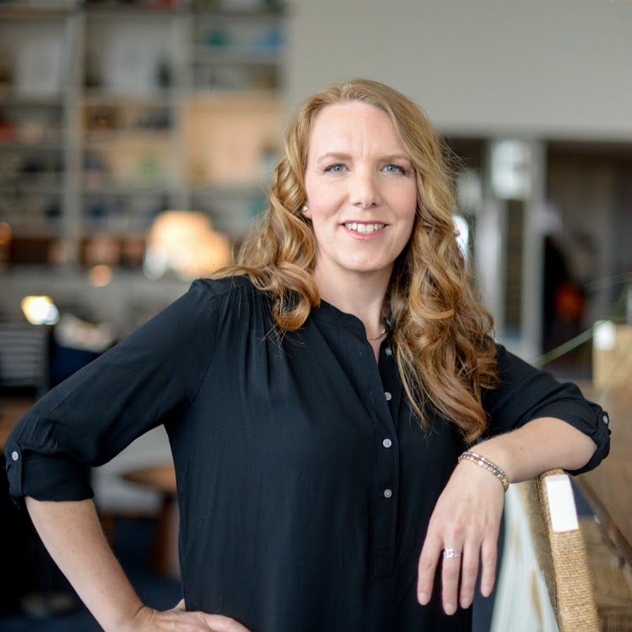 Ali Goodwin - YouTube