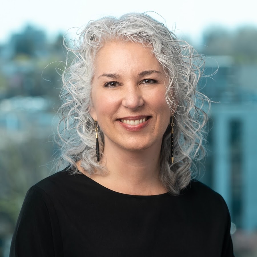 Laura Zera - YouTube