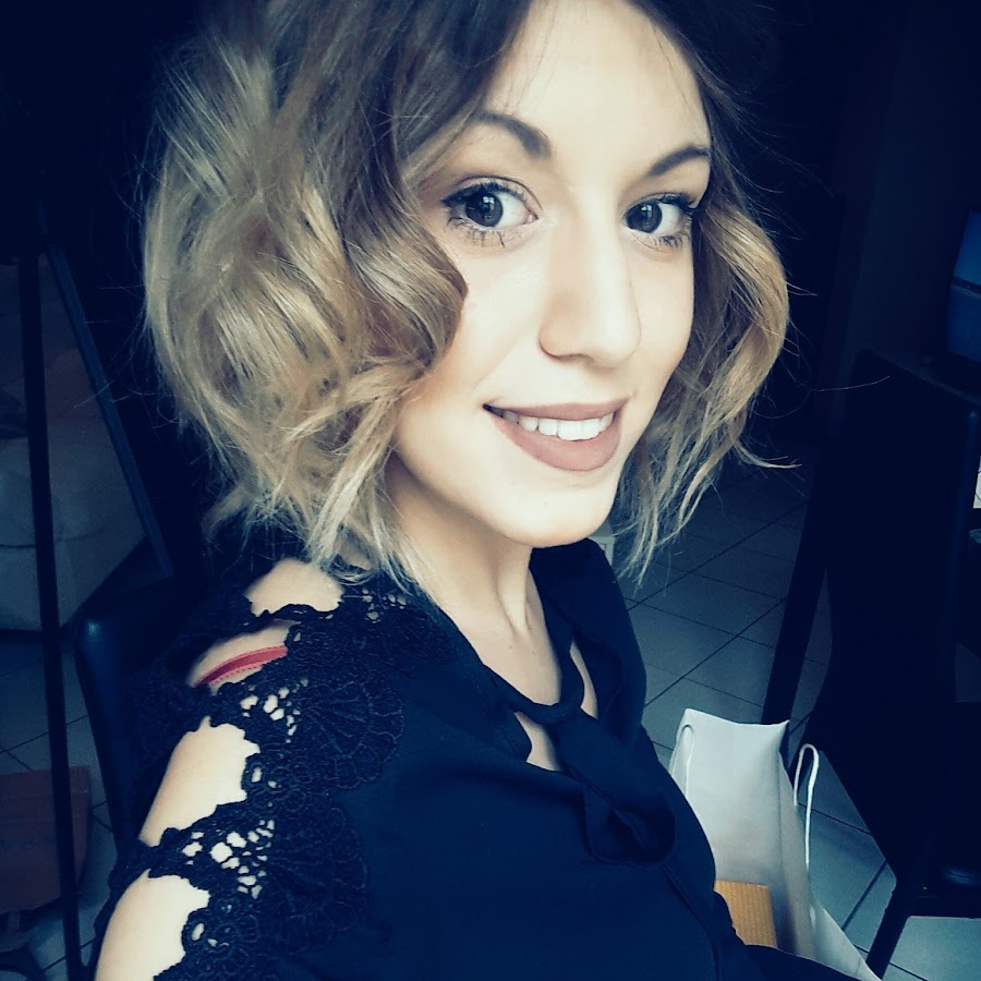 Sandra Comptemusic - YouTube