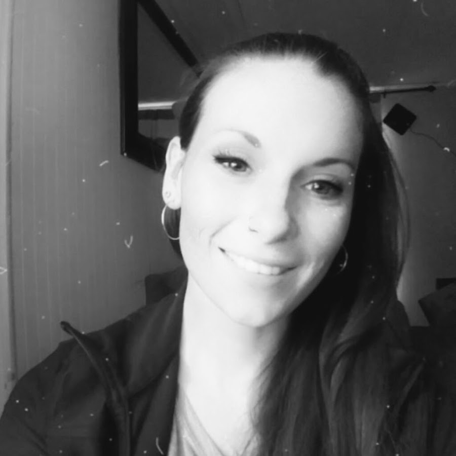 Sarah Wyles - YouTube