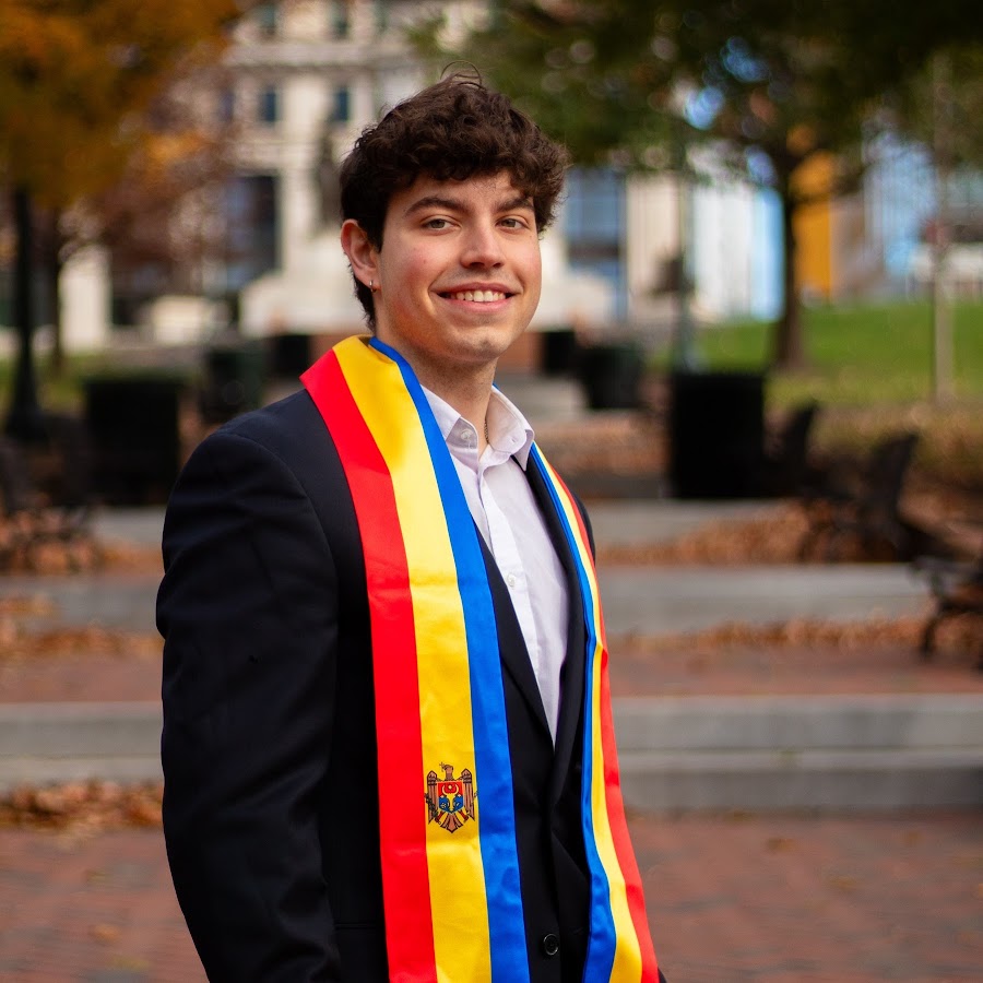 Daniel Munteanu - YouTube