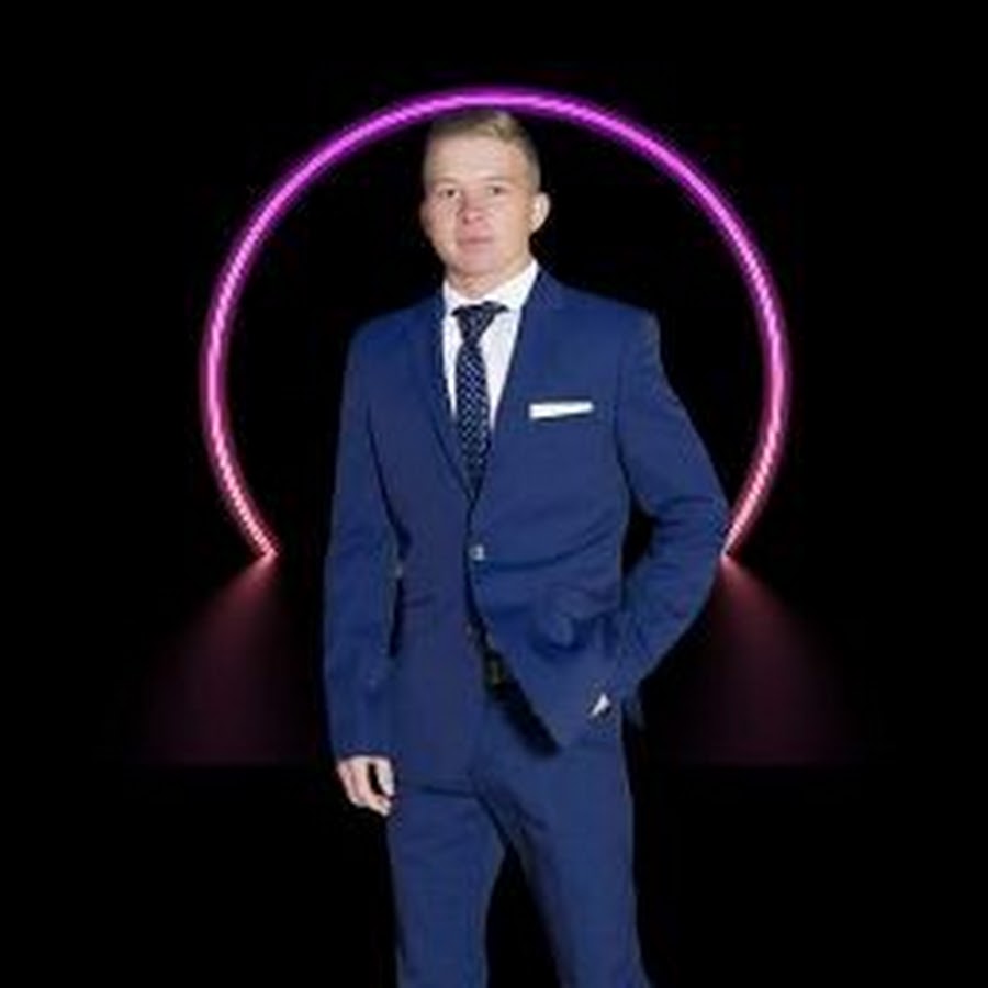 Johan Britz - YouTube