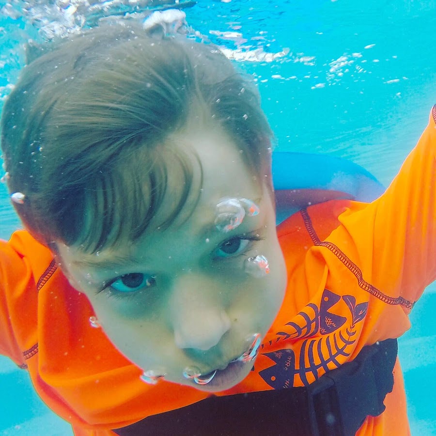 Toby Smiles - YouTube