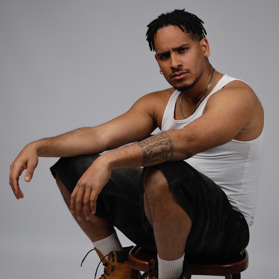 Alex Castillo - YouTube