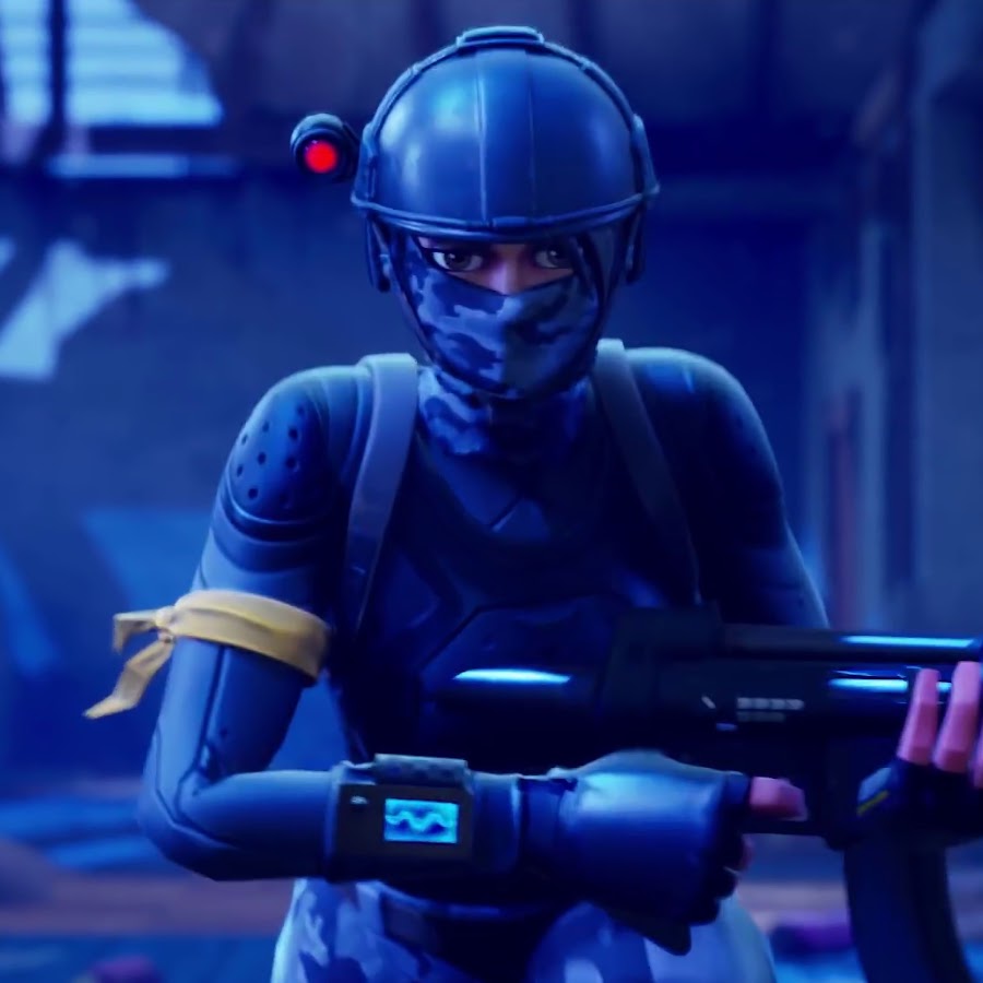 Giraffe Fortnite - YouTube