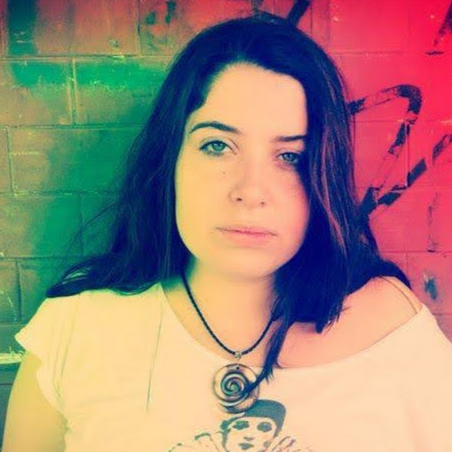 Laura Fernandez - YouTube
