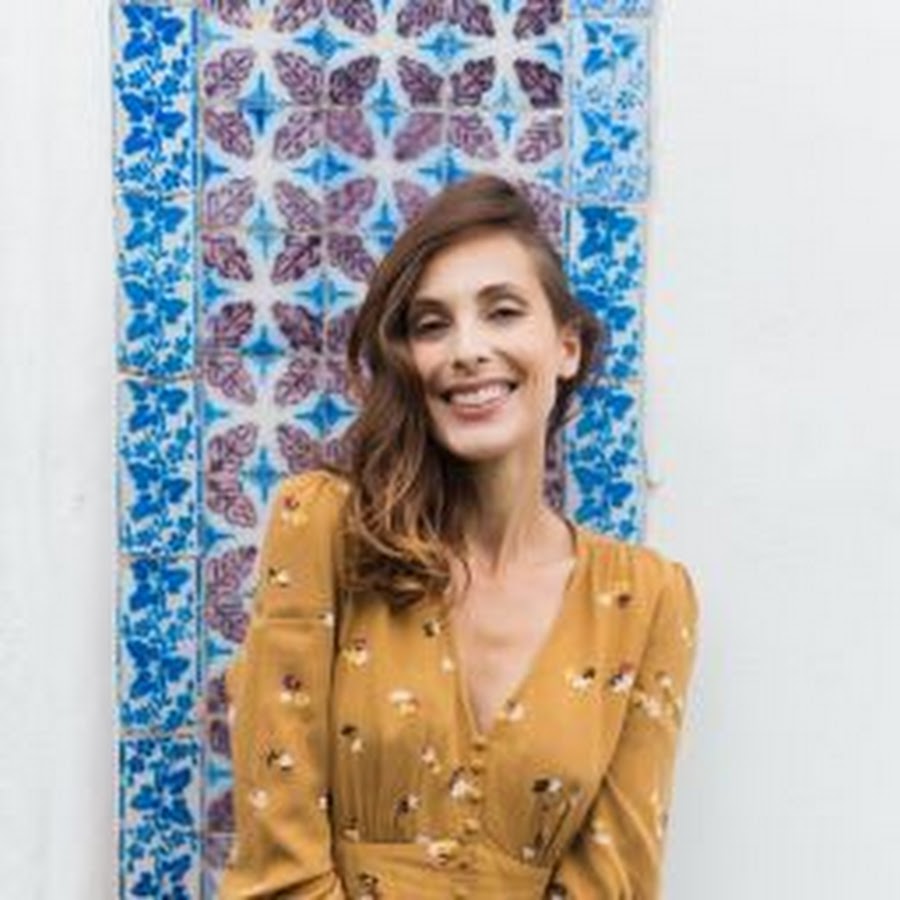 Davia Martelli - YouTube