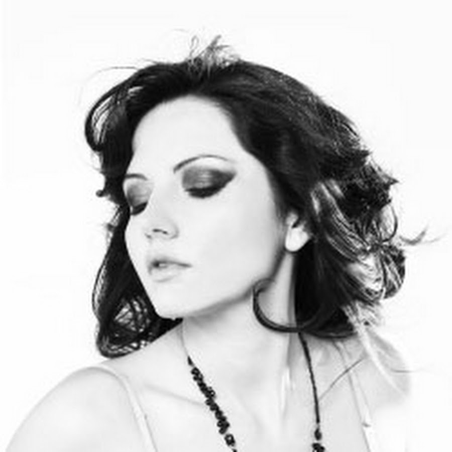 Laura Giordano soprano - YouTube