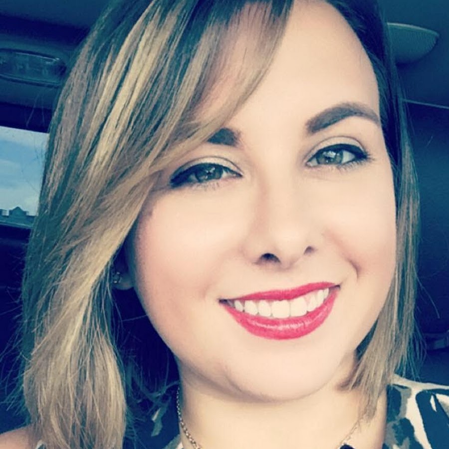 Maggie Queen - YouTube