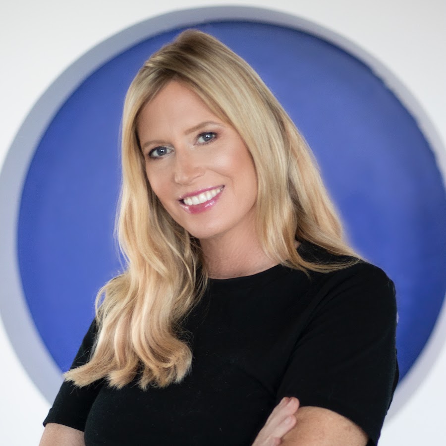 Erin Elizabeth at Health Nut News - YouTube