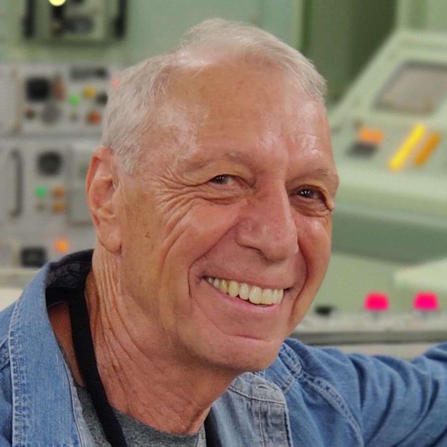 Howard Weiss - YouTube