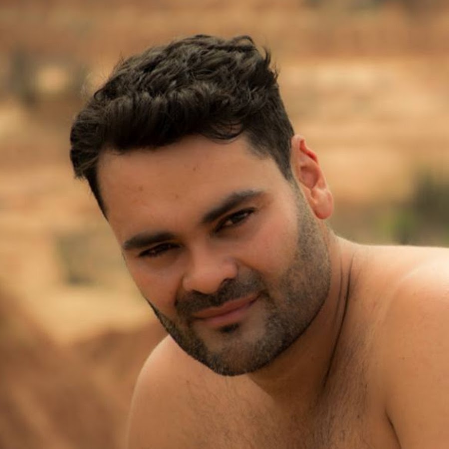 Julio Andrés - YouTube