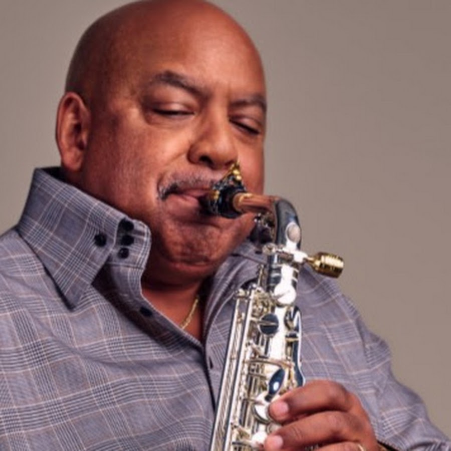 Gerald Albright - YouTube
