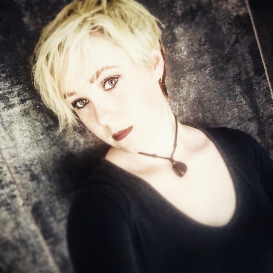 Kelly Russell - YouTube