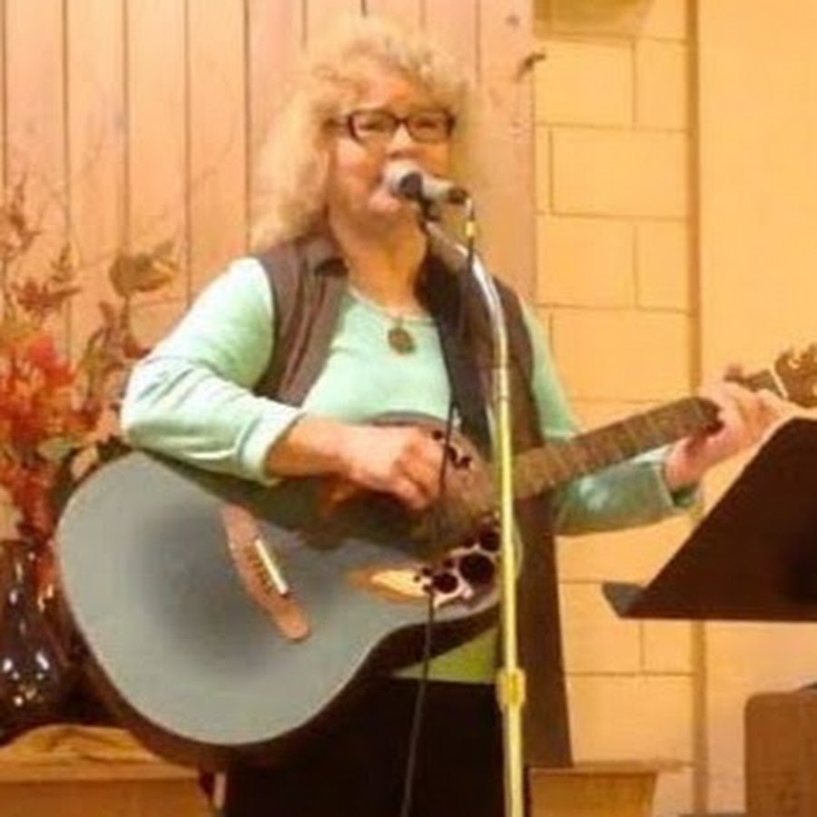 Bethany Reynolds Singer Songwriter Teacher - YouTube