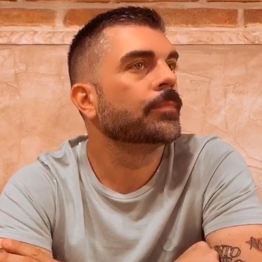 Nacho Redondo - YouTube