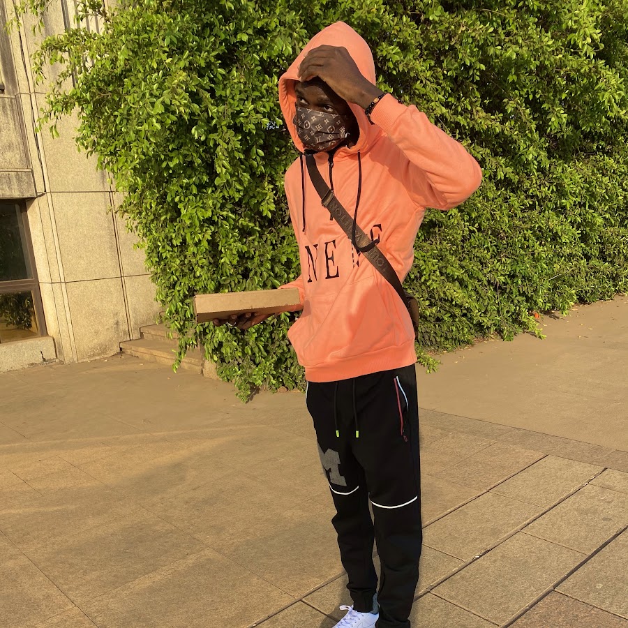 Benja Officiel - YouTube