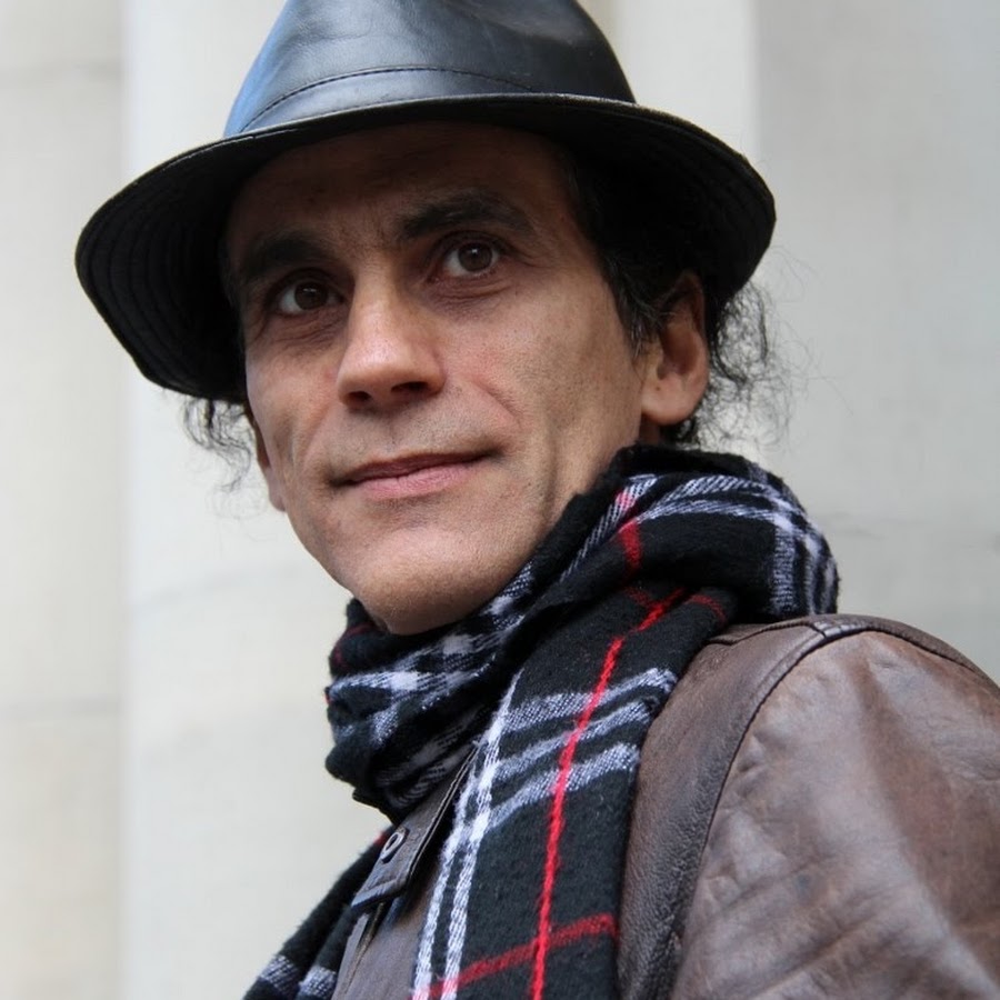 Santos Bonacci - YouTube