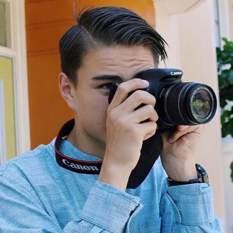 Alex Alvarez Vlogs - YouTube