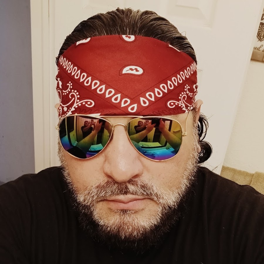 De Todo un Poco - YouTube