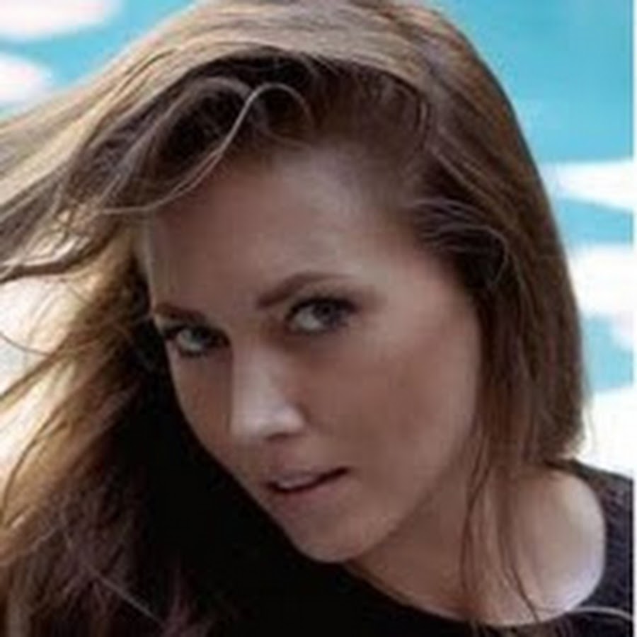 Nora Segura - YouTube