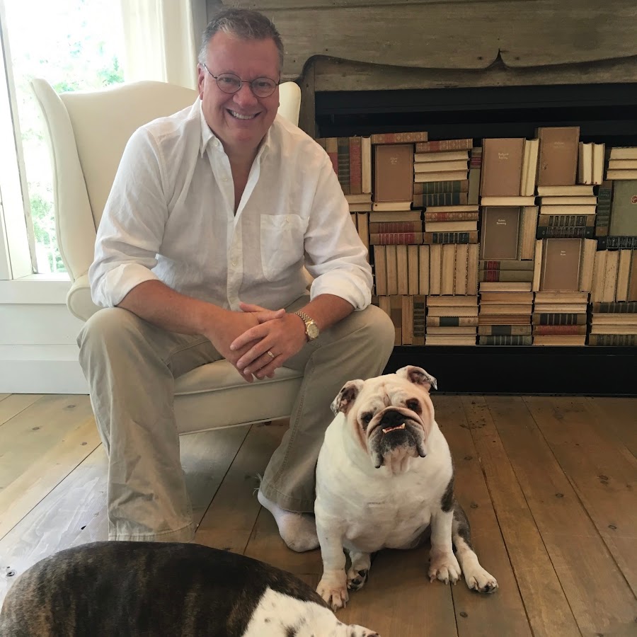 Author Bobby Akart - YouTube