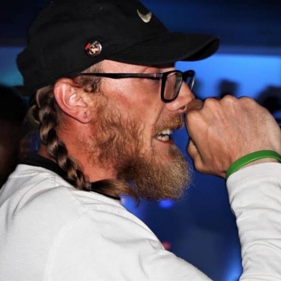 Derek James - YouTube