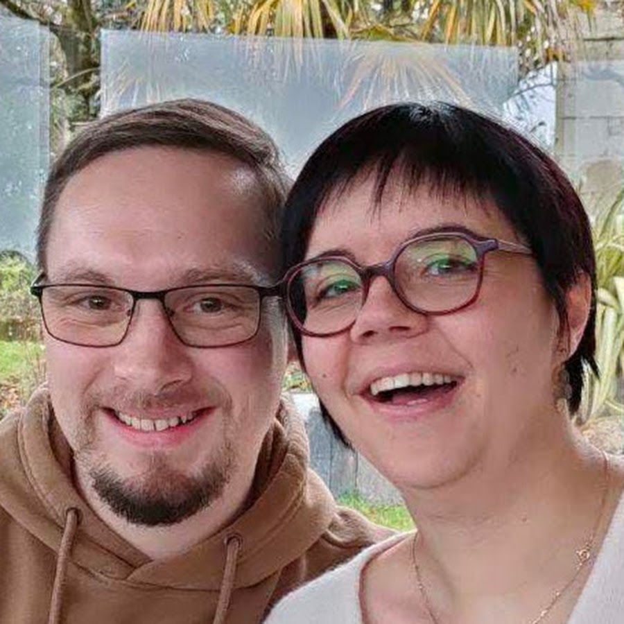 Alexa Matthews - YouTube