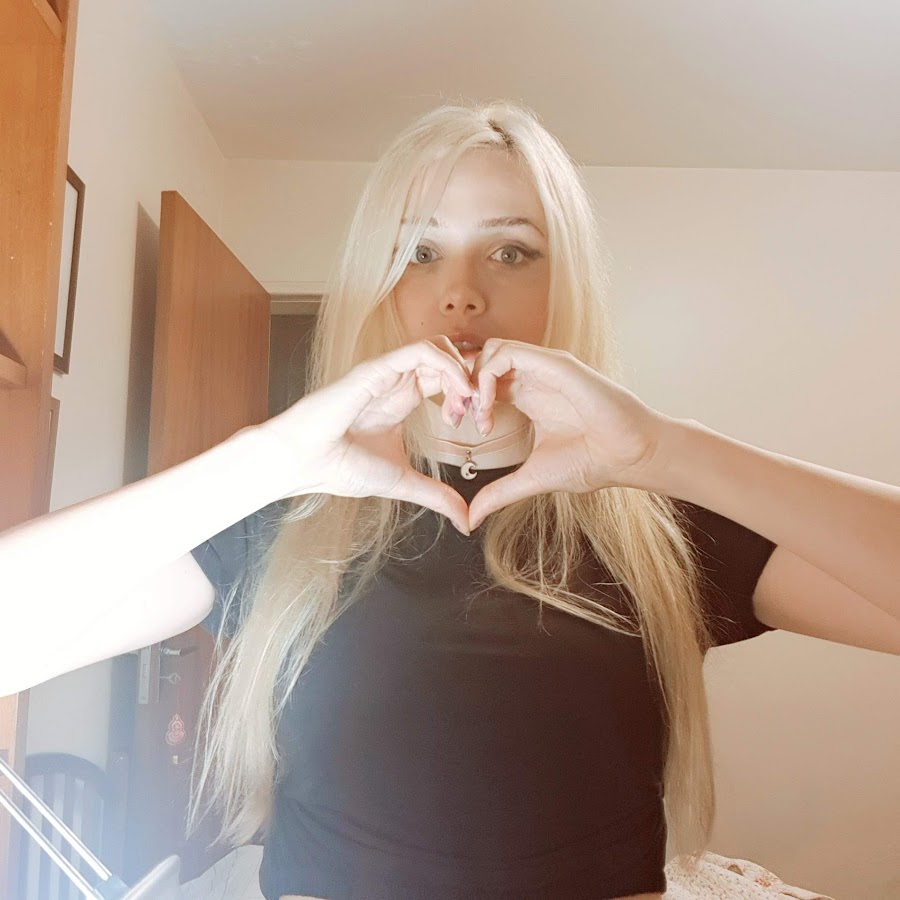 lilli - YouTube