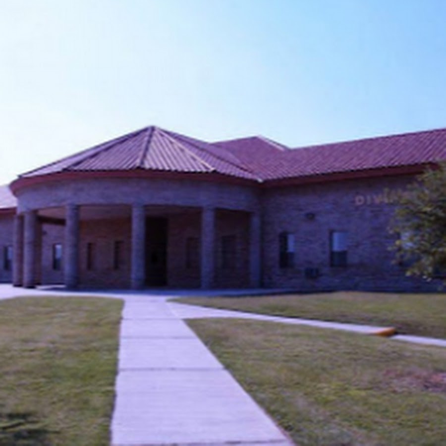 Divine Mercy Catholic Church - Laredo - YouTube