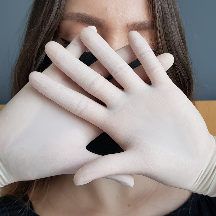 Glove Girls - YouTube