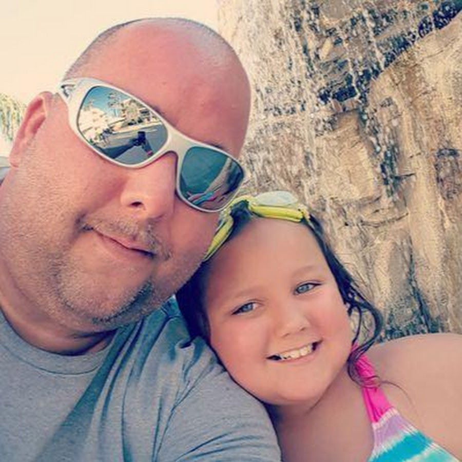 Maddy Daddy Show - YouTube