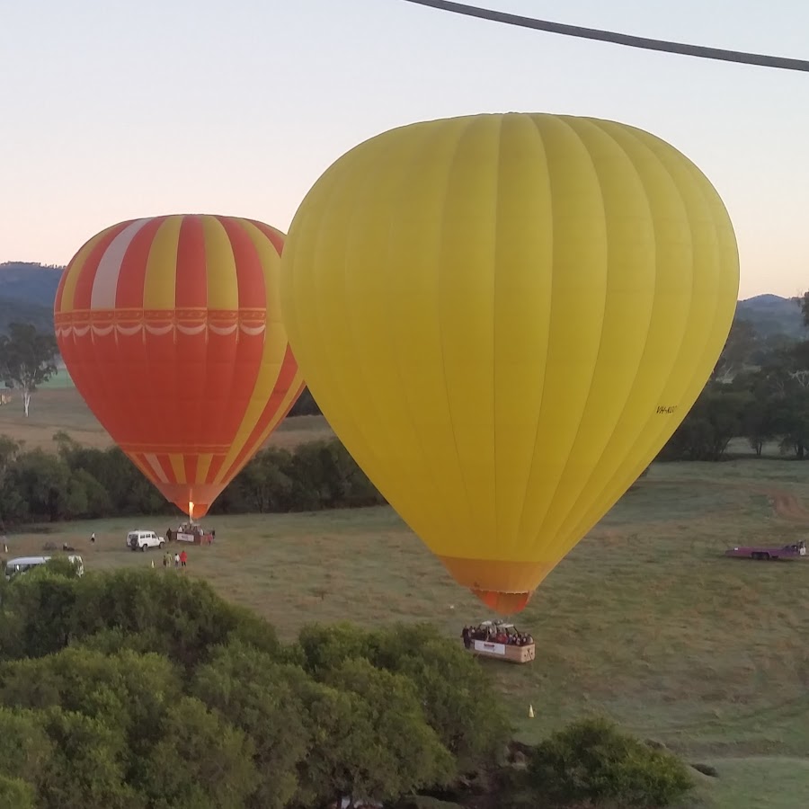 Blimp and Hot Air Balloon Fans AUSTRALIA - YouTube