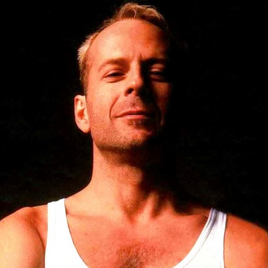 Korben Dallas - YouTube