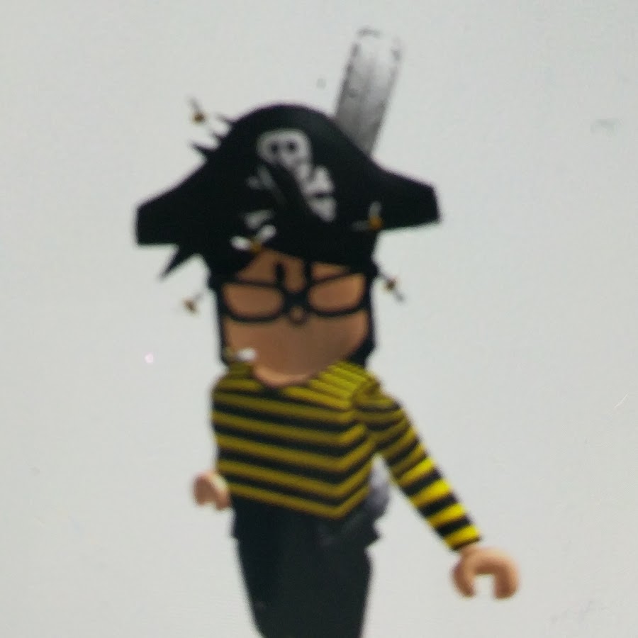 Zoe! -ROBLOX - YouTube