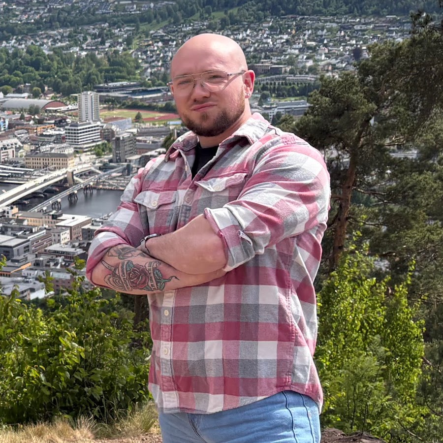 Justin Smith - YouTube