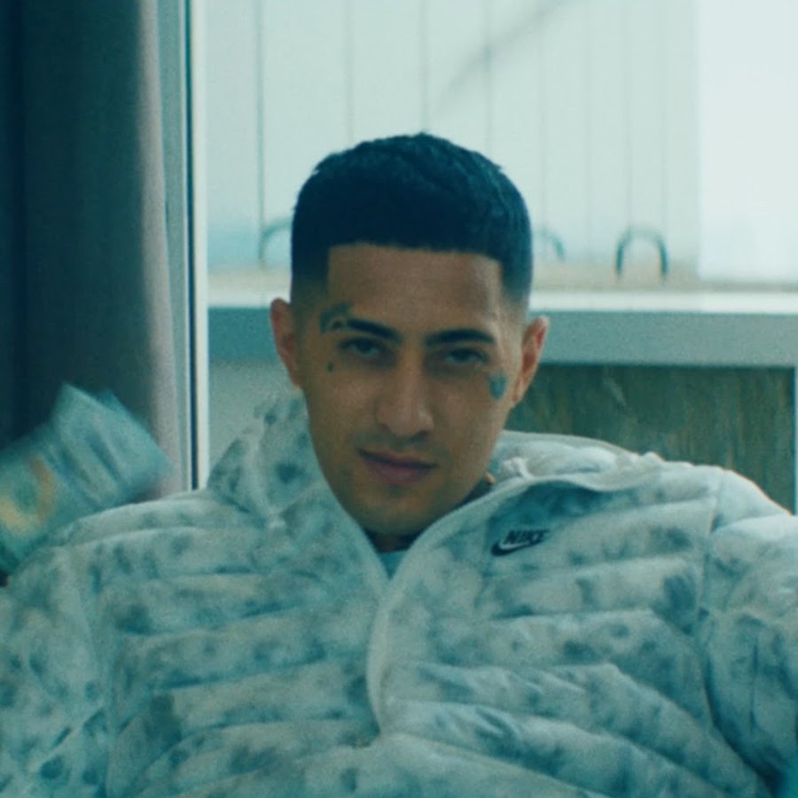 Neutro Shorty - YouTube