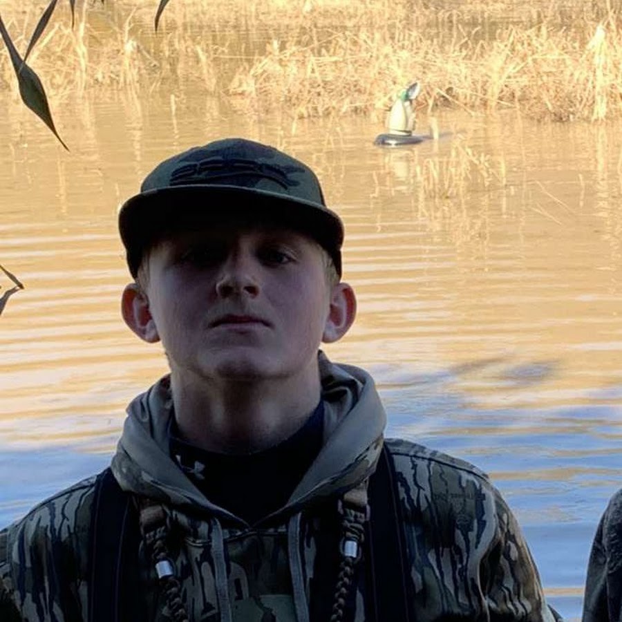 AT bassing - YouTube