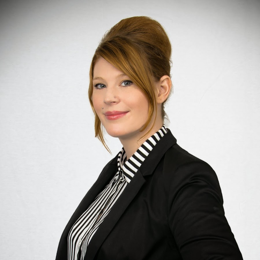 Mercedes Lander RealEstate - YouTube