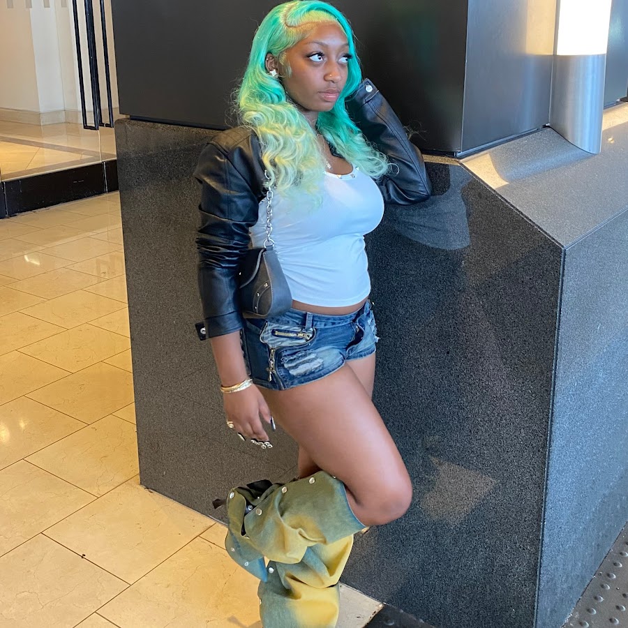 Miyah Moments - YouTube