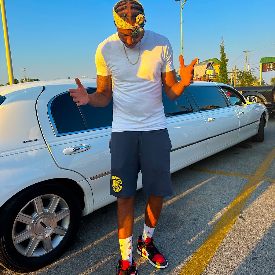 Robbo Brilliant - YouTube