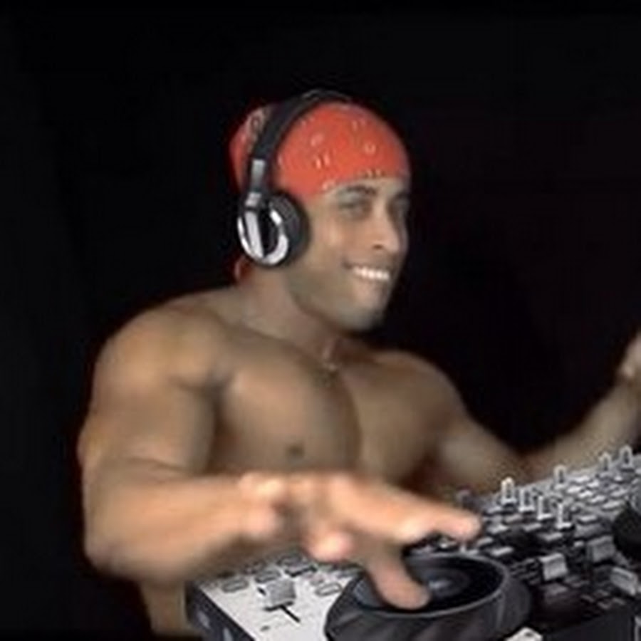 Ricardo Milos - YouTube