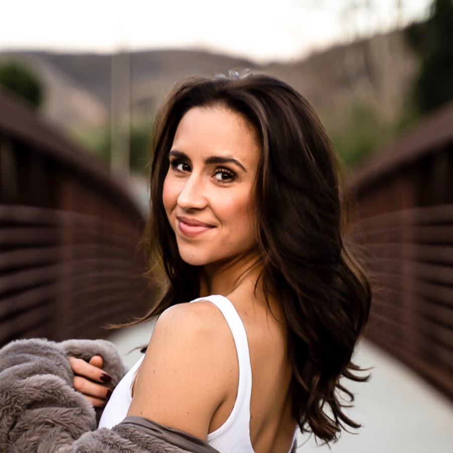 Kristin Elliott - YouTube