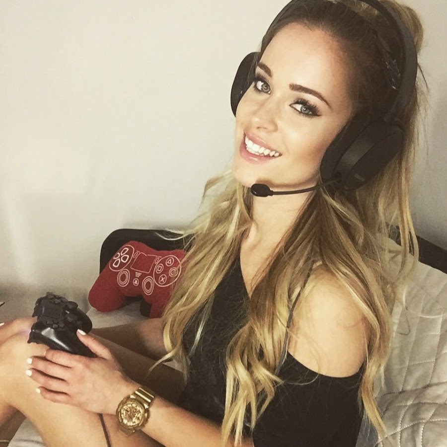 Kinga Kujawska - YouTube