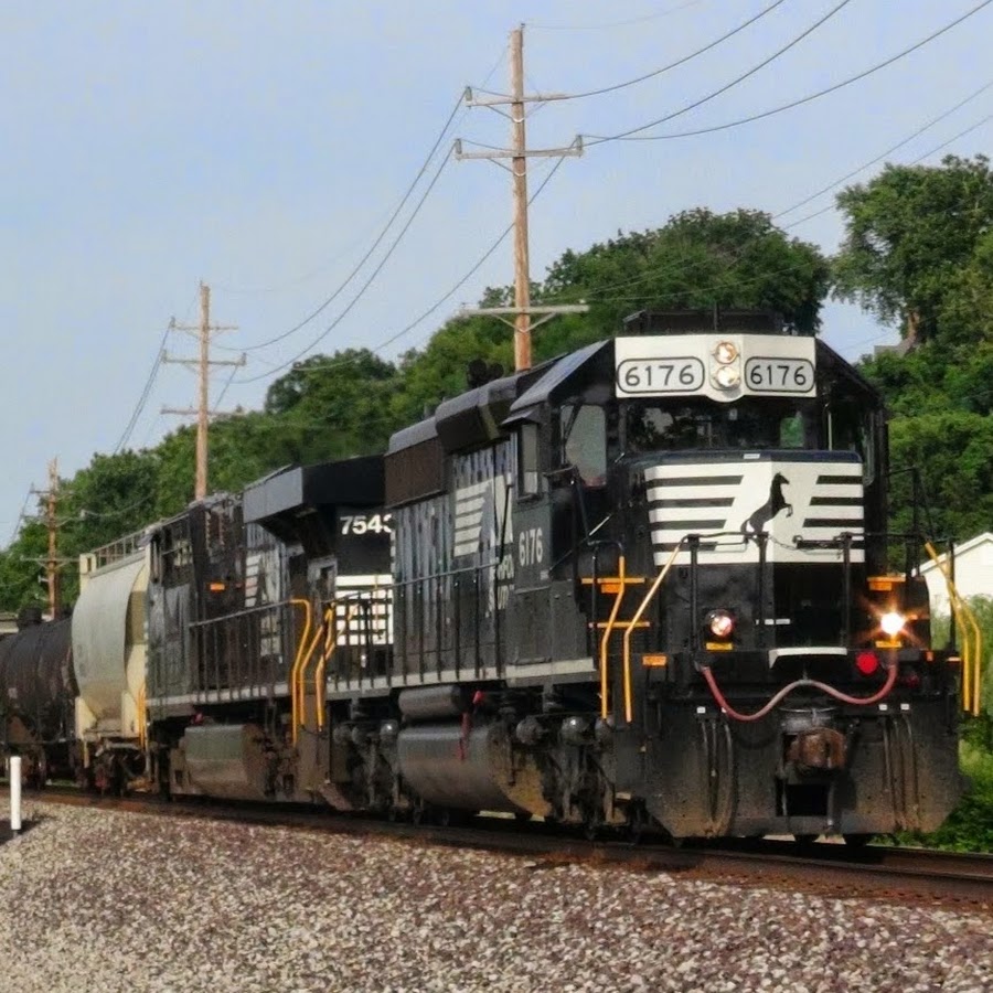 TrainmanKight - YouTube