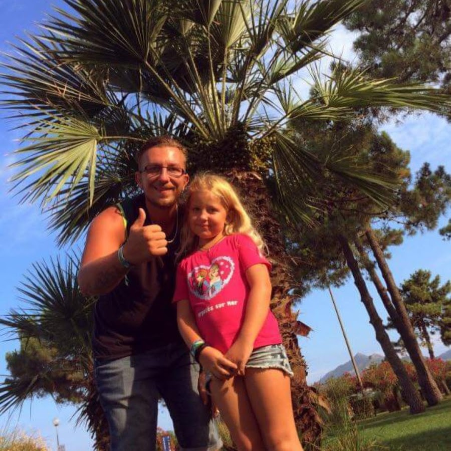 Ilona officiel yt - YouTube