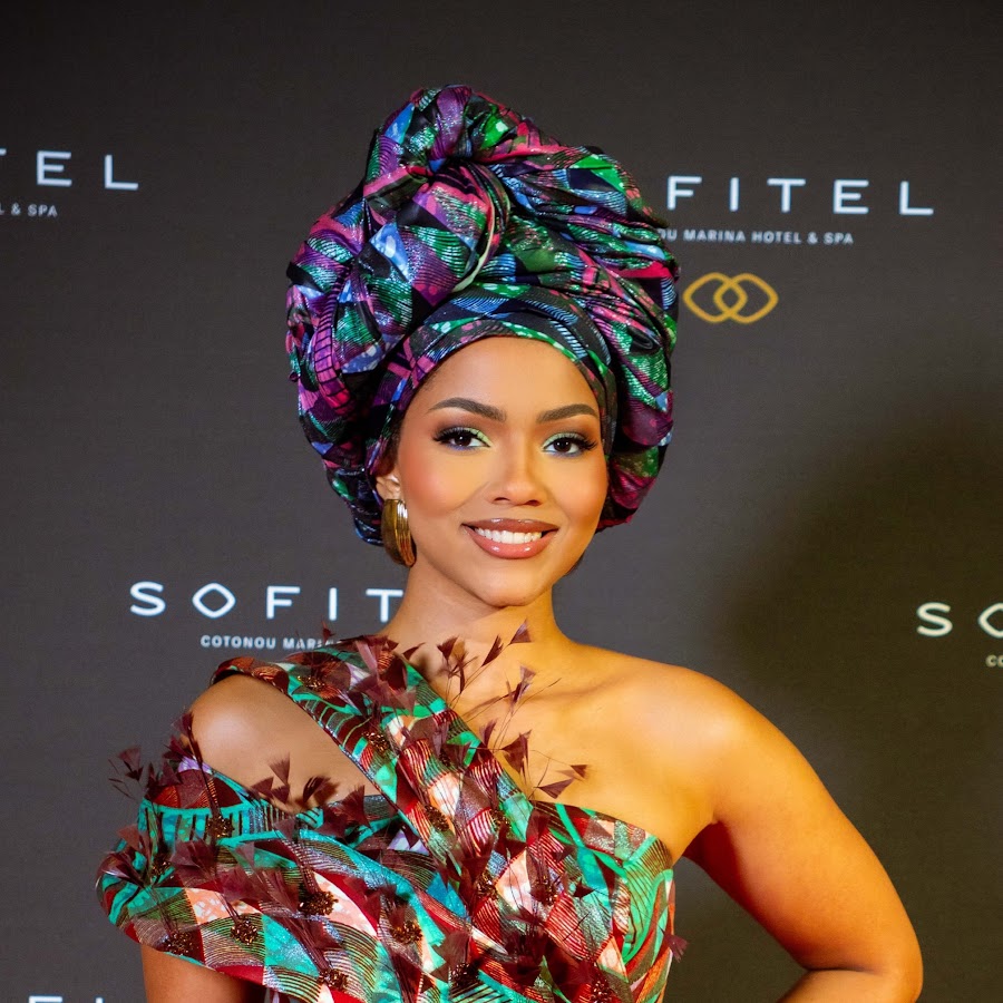 Sonya Pembe - YouTube