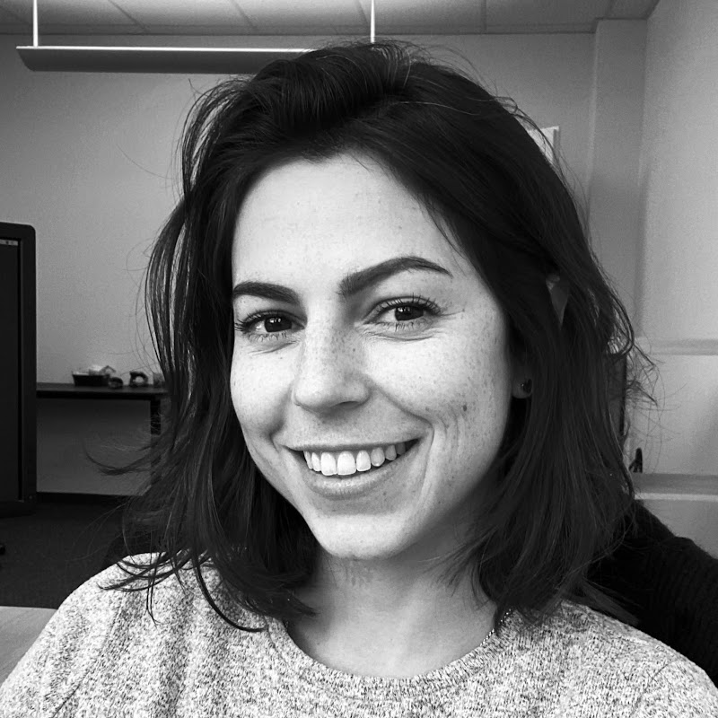 Jenni Elle Net Worth & Earnings (2026)